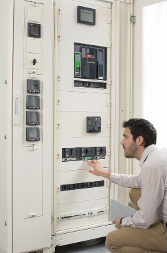 SCHNEIDER VIGI MH – 4P – 200-440V CA 0,03- 10A DIFFERENTIEL POUR ...